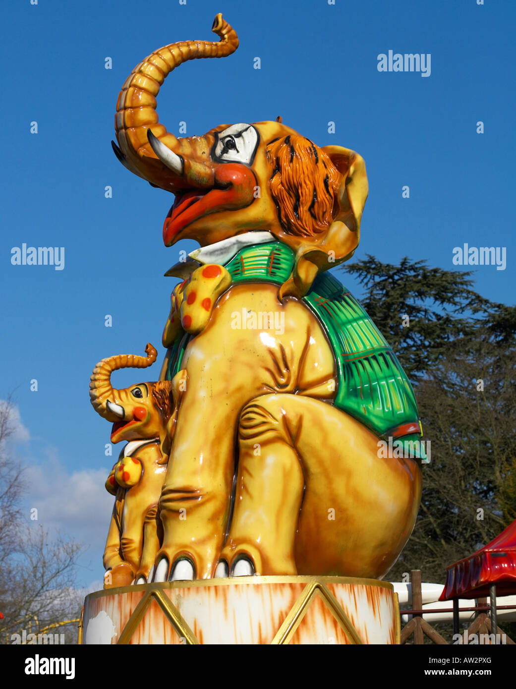 Amusment park elephant Stock Photo - Alamy