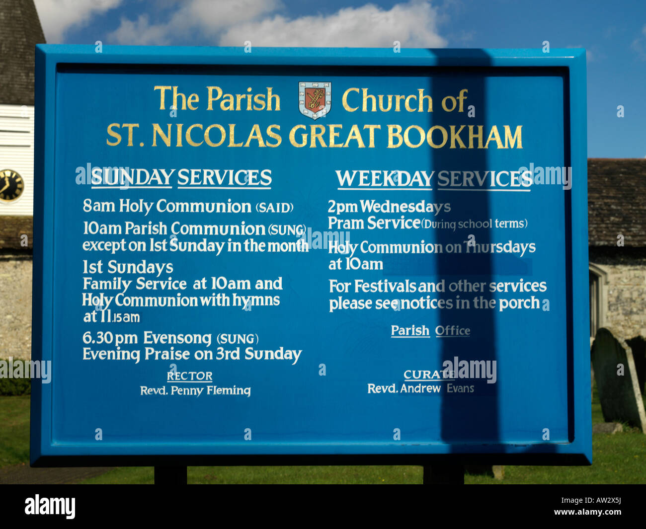 St nicholas parish church hi-res stock photography and images - Alamy