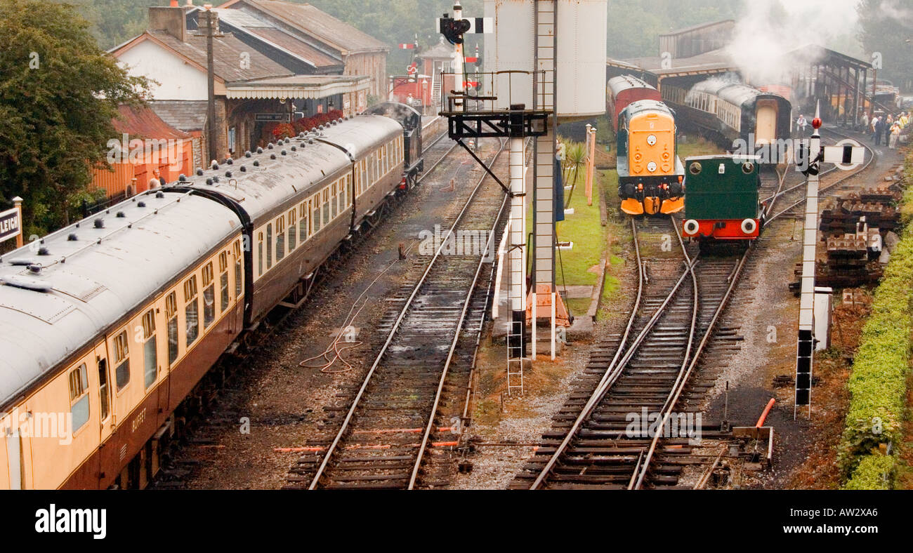 Devon heritage rail lines hi-res stock photography and images - Alamy