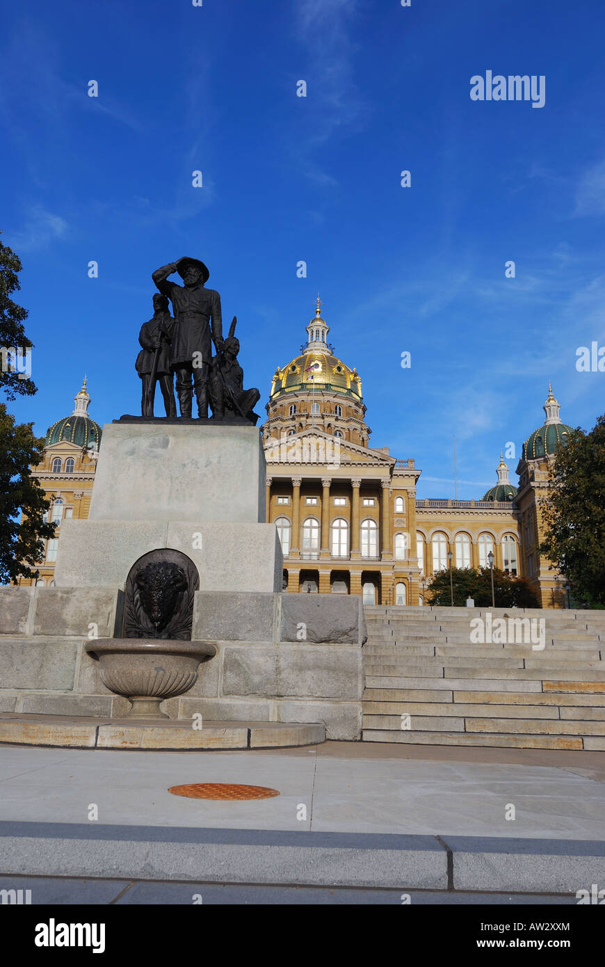 Iowa state capitol building from the west showing Soldier and Indian ...