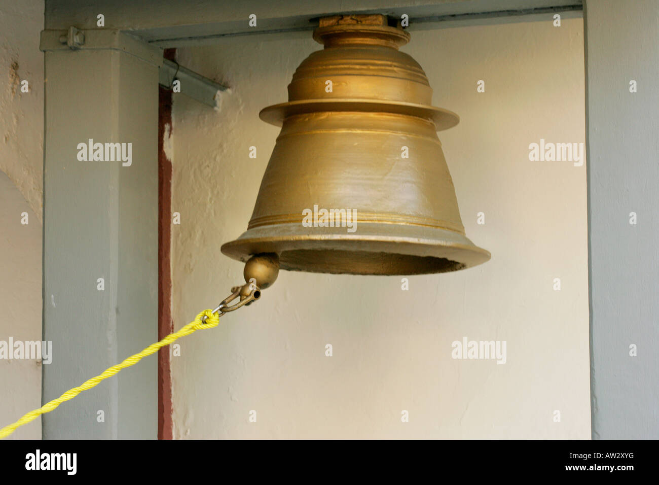 Bell, Sri Mariamman Hindu Temple, Singapore Stock Photo - Alamy