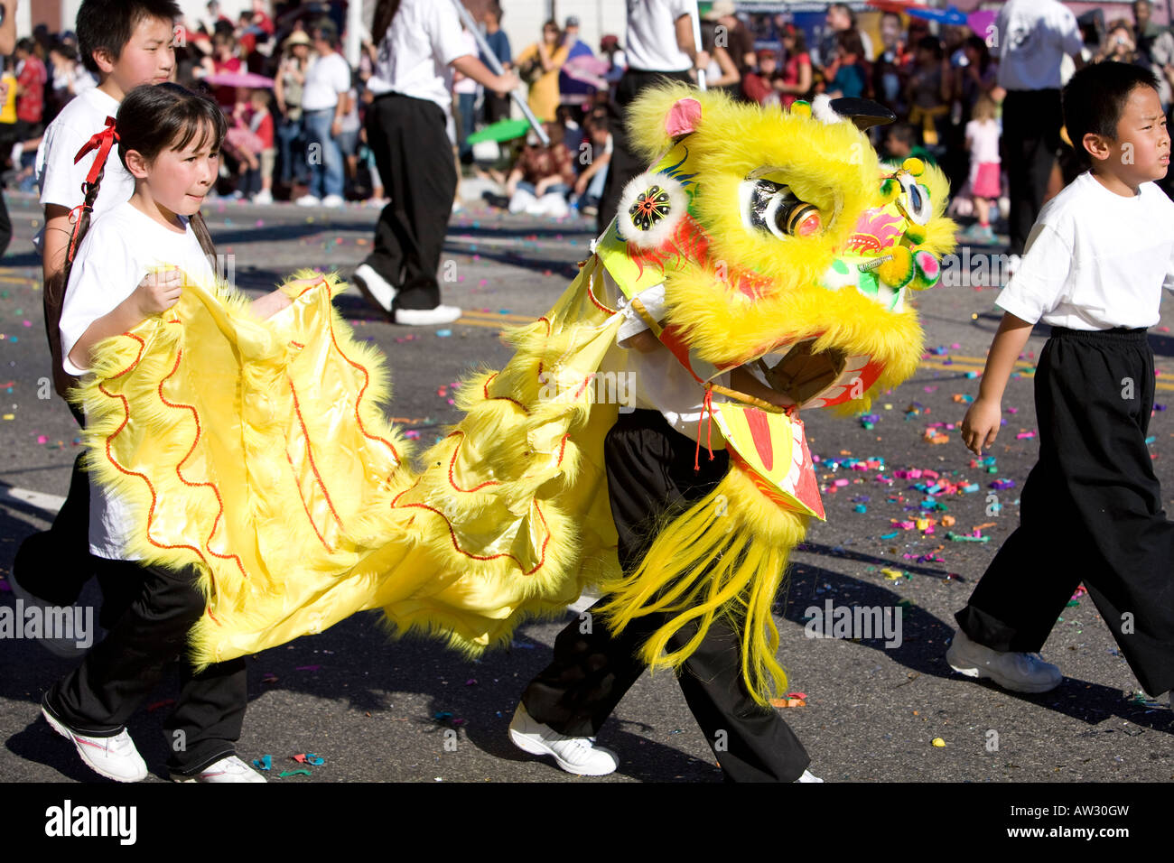 Chinese dragon parade hi-res stock photography and images - Alamy