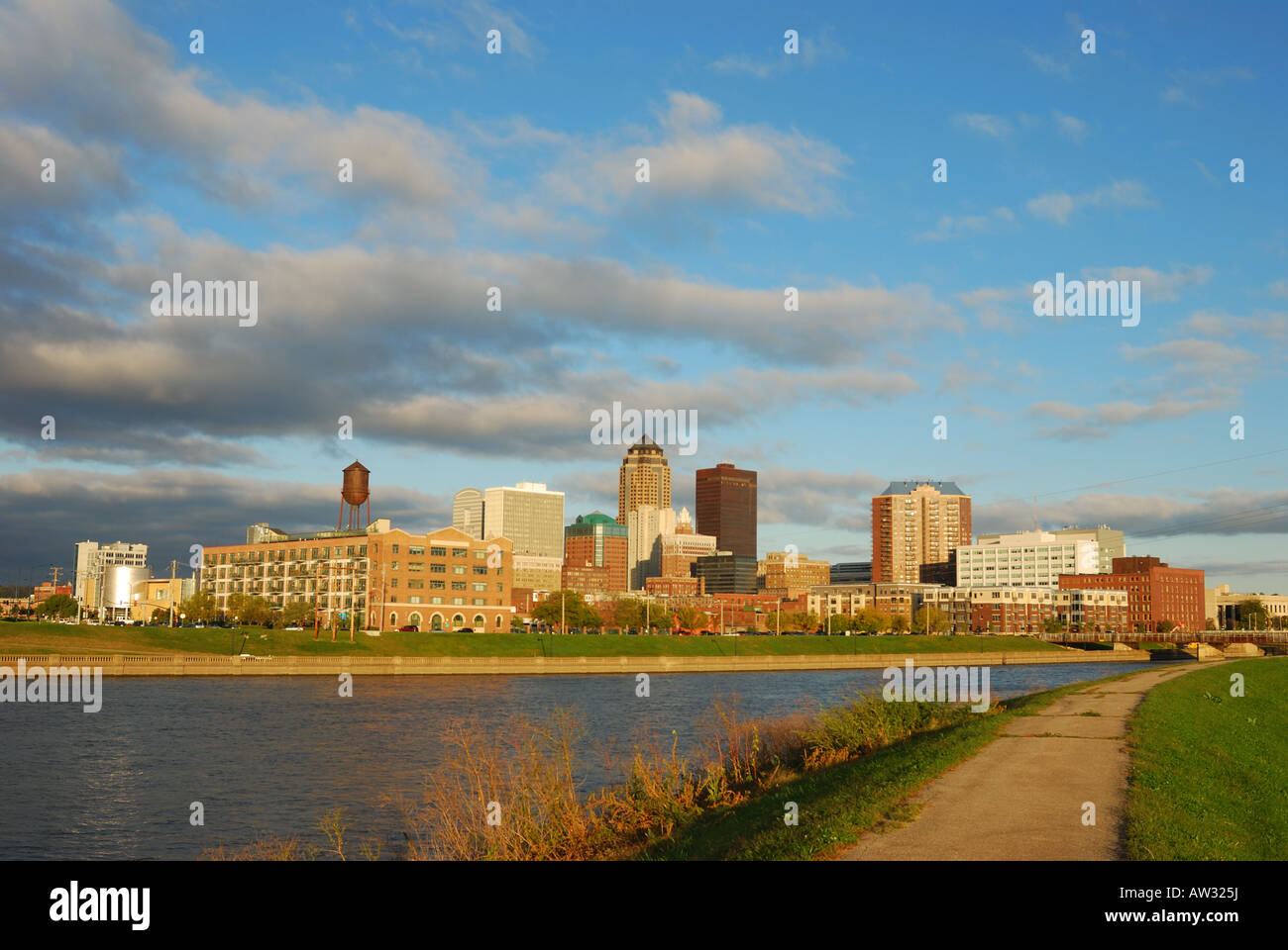 Downtown Des Moines skyline from Southeast early in the morning in ...