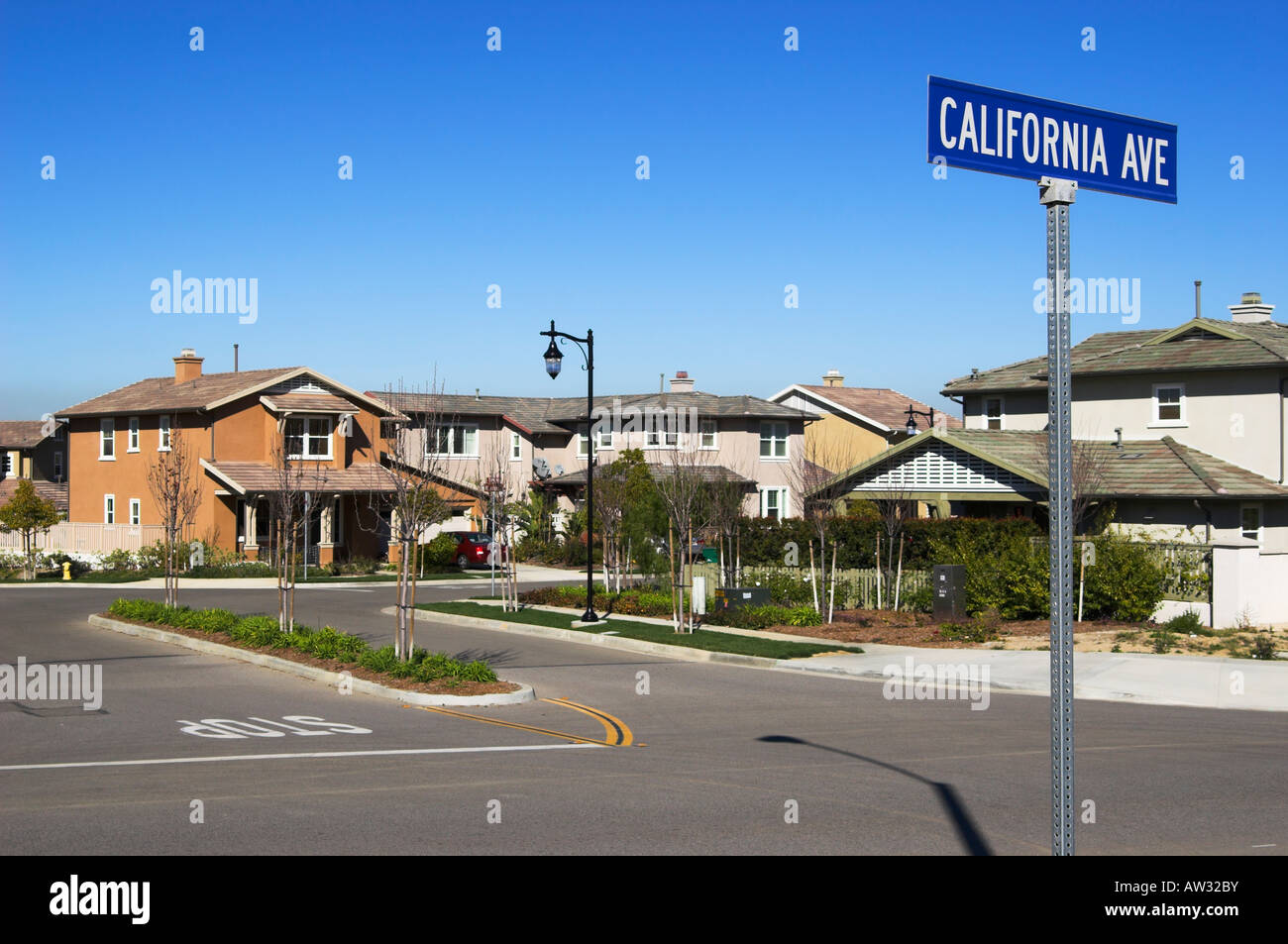 California suburban sprawl hi-res stock photography and images - Alamy