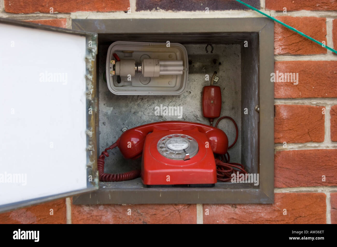 Fire emergency telephone 999 911 hi-res stock photography and images ...