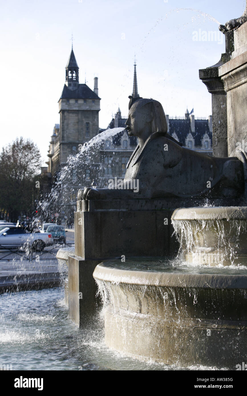 Place du chatelet square hi-res stock photography and images - Alamy