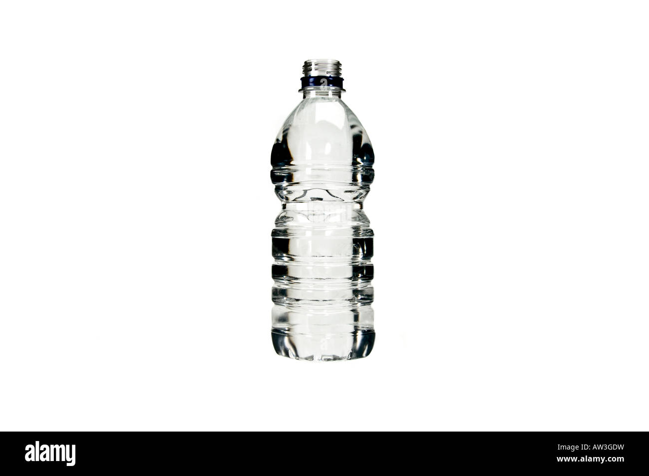 A studio shot of a bottle of pure water Stock Photo - Alamy