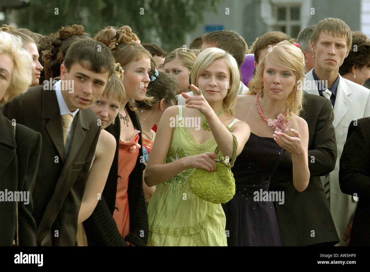 Senior pupils say goodbye to school Stock Photo - Alamy