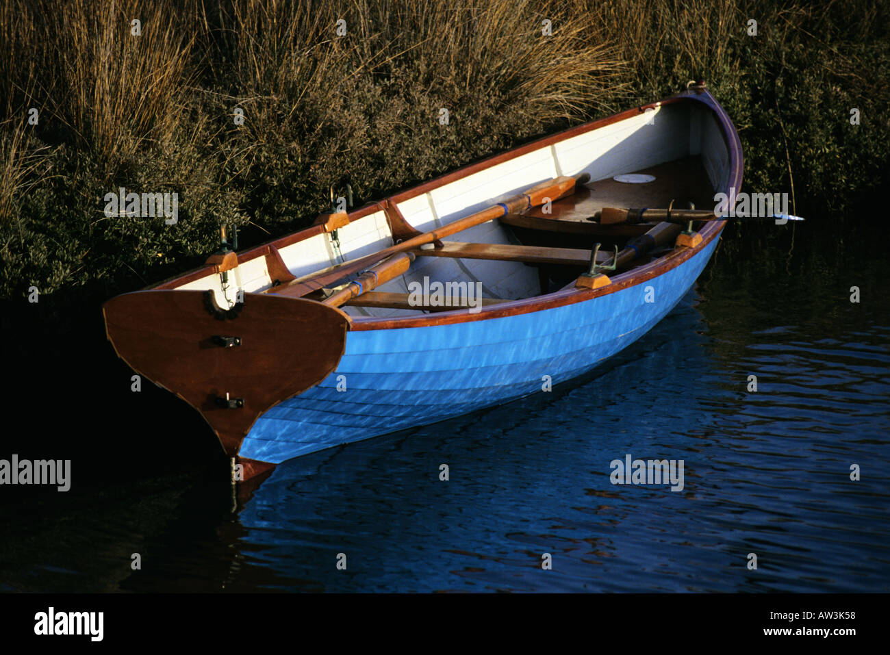 Hamble river mooring hi-res stock photography and images - Alamy