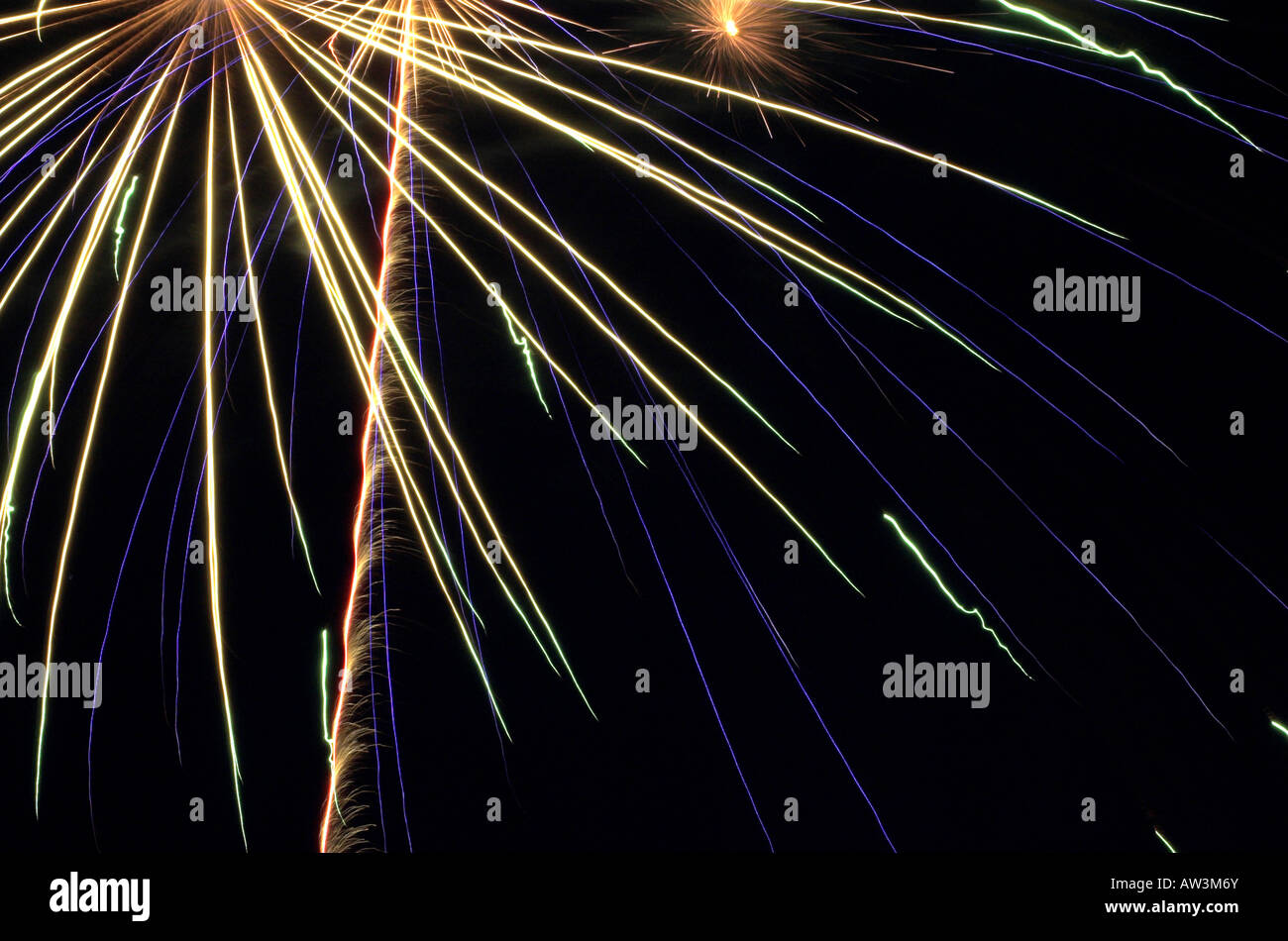 Fireworks explosion boom bomb hi-res stock photography and images - Alamy