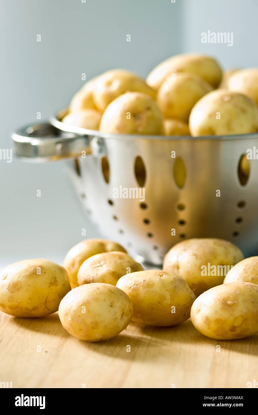 Photograph of colander hi-res stock photography and images - Alamy