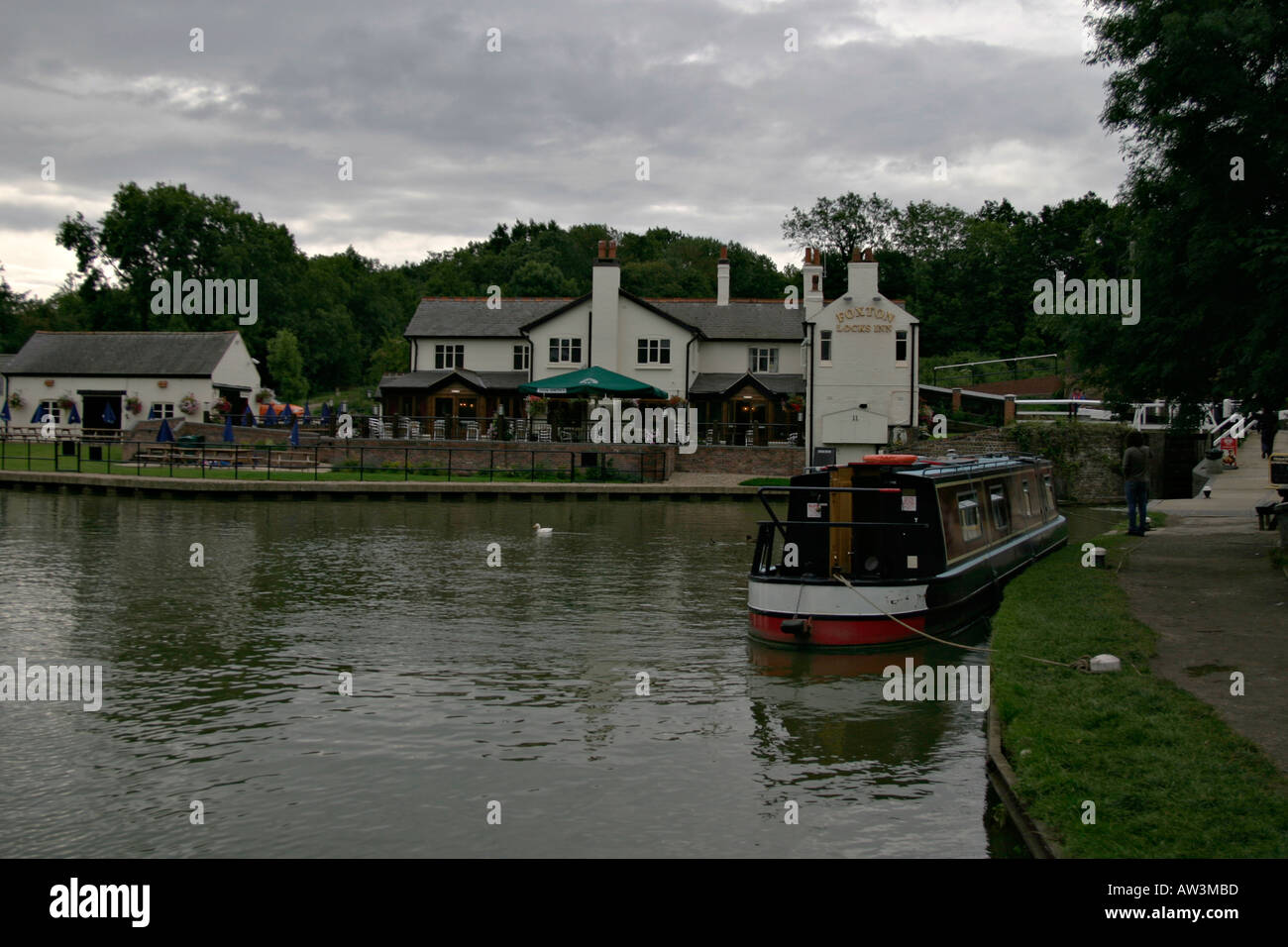 Foxton lock inn hi-res stock photography and images - Alamy