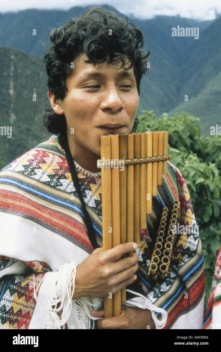 Peru panpipes hi-res stock photography and images - Alamy