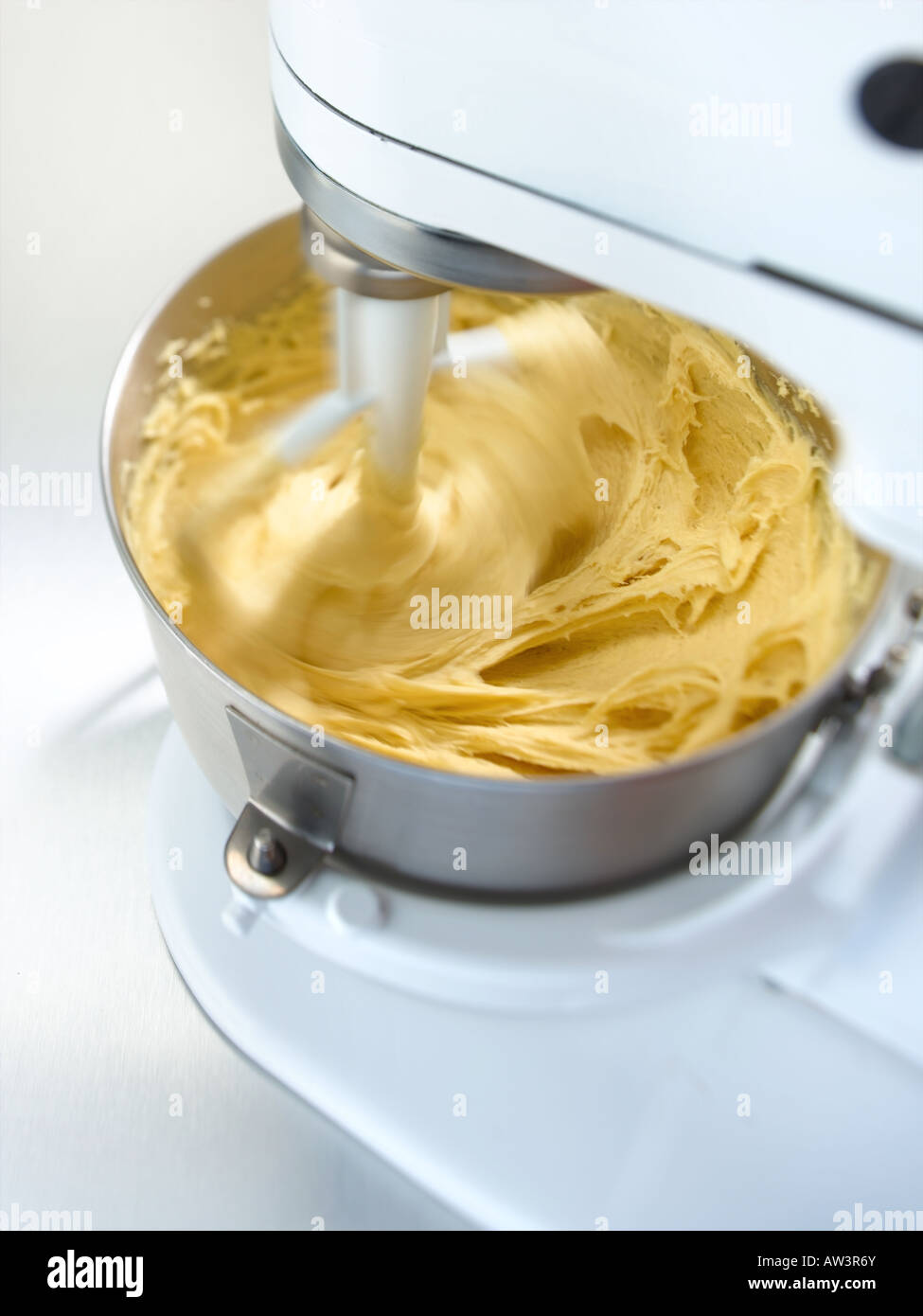 Mixer cake hi-res stock photography and images - Alamy