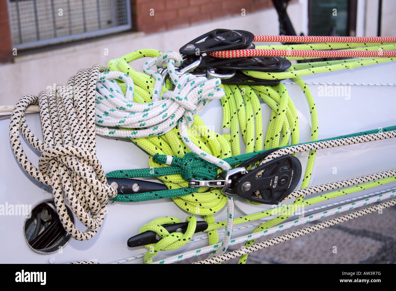 Nautic rope hi-res stock photography and images - Alamy
