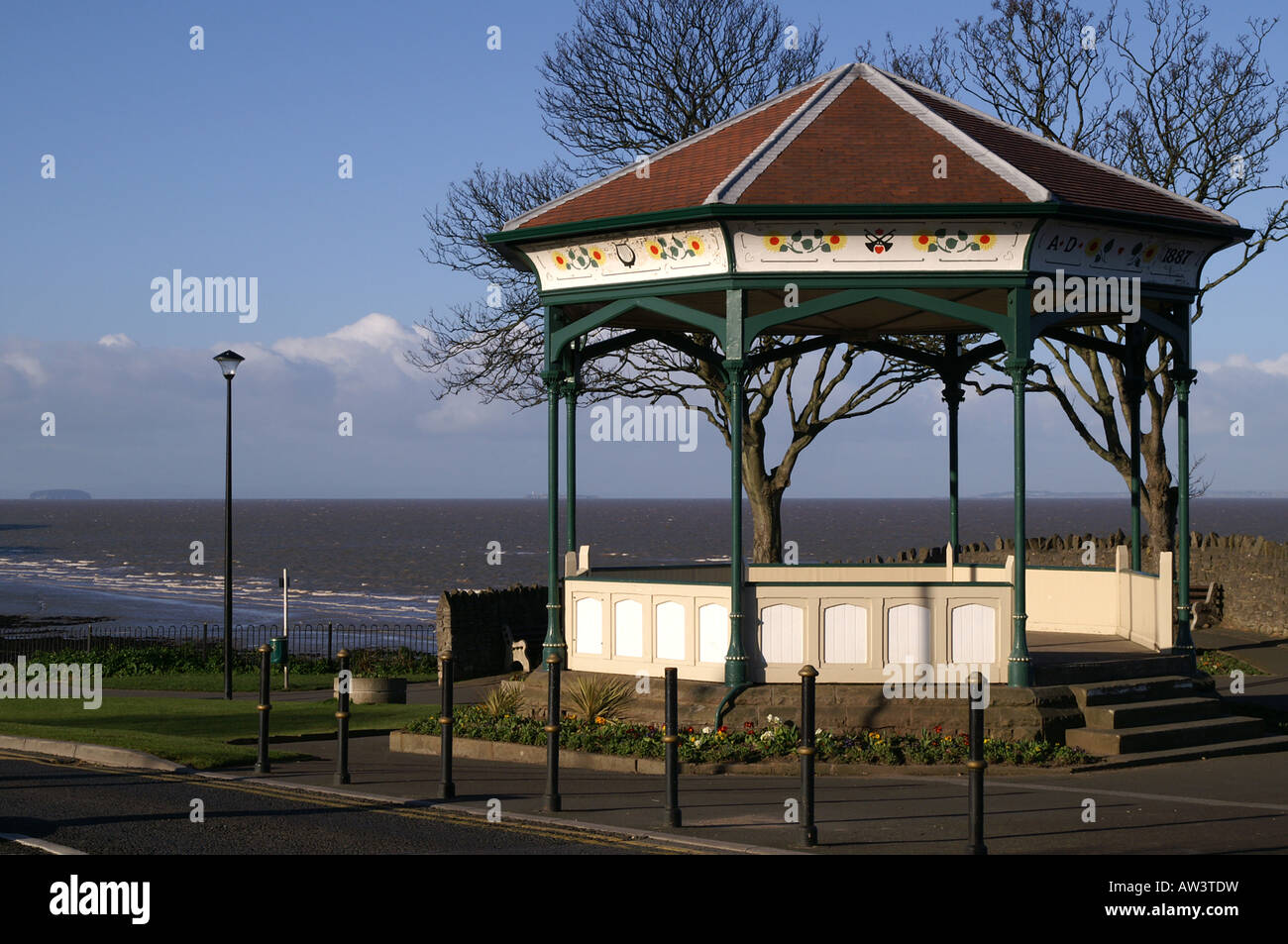 Clevedon Bandstand High Resolution Stock Photography and Images - Alamy