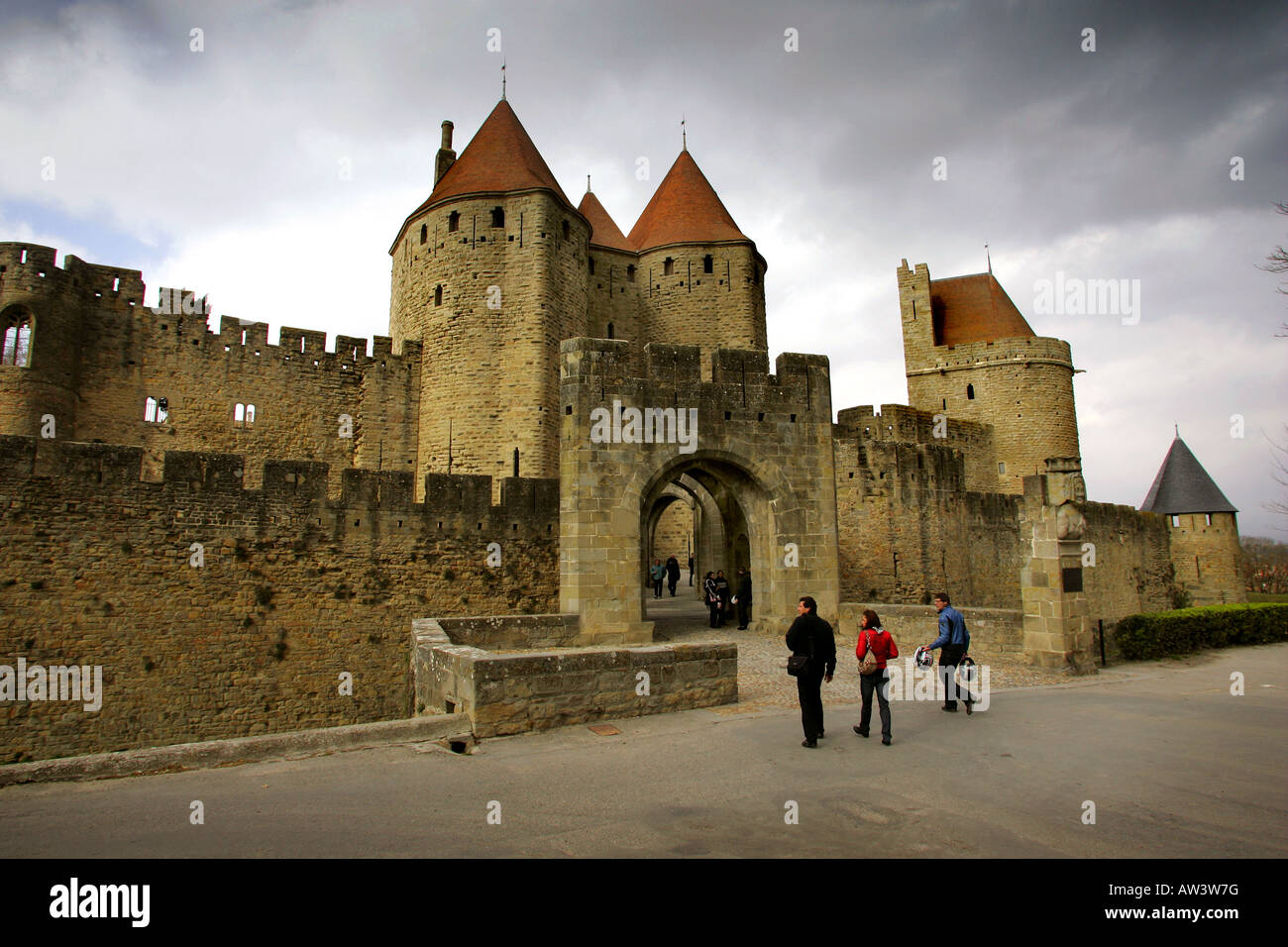 Castellations hi-res stock photography and images - Alamy