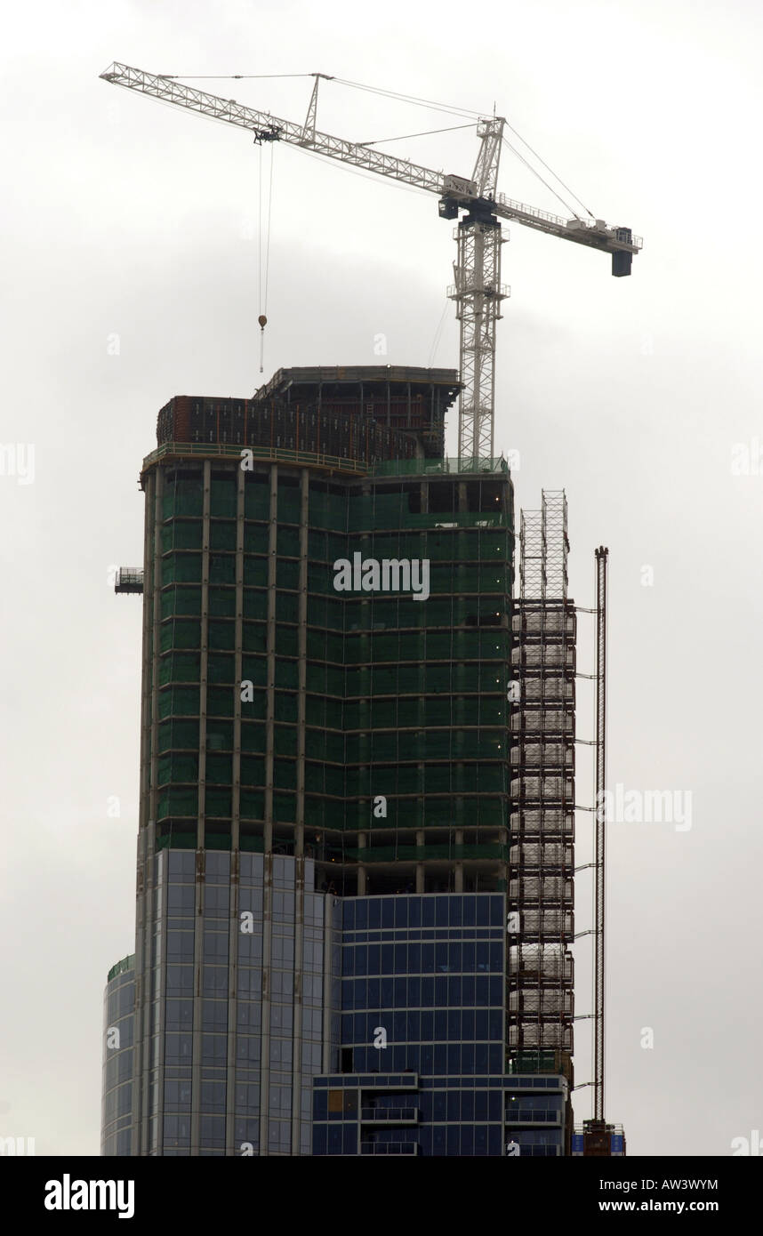 An overhead crane on a construction site in downtown Chicago Stock ...