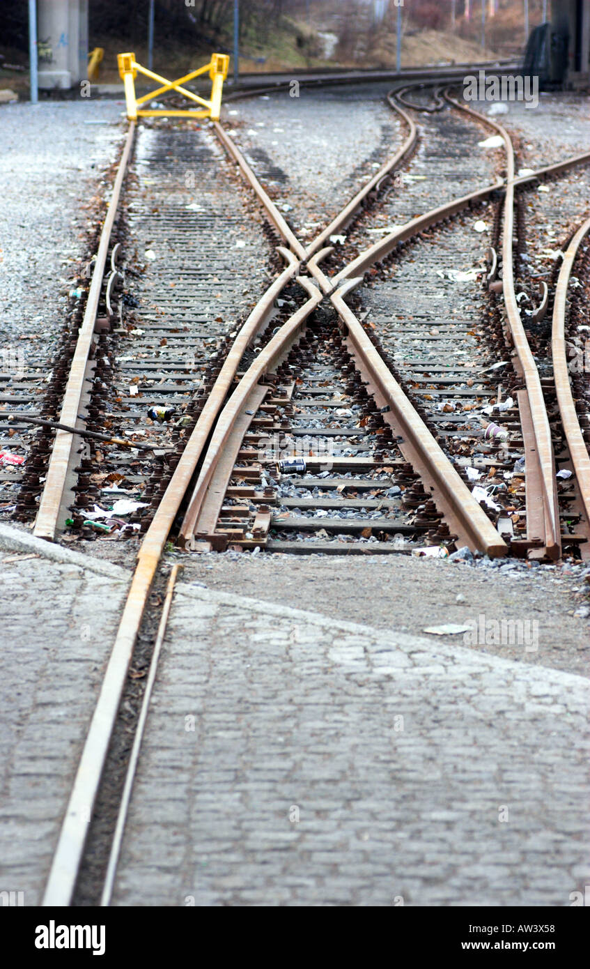 Railroad tracks switch crossing Stock Photo - Alamy