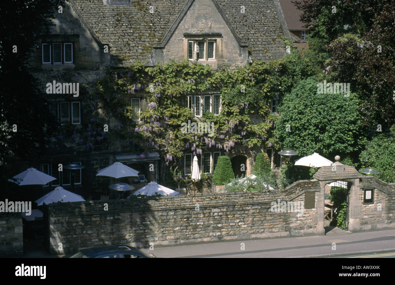 Old parsonage hi-res stock photography and images - Alamy