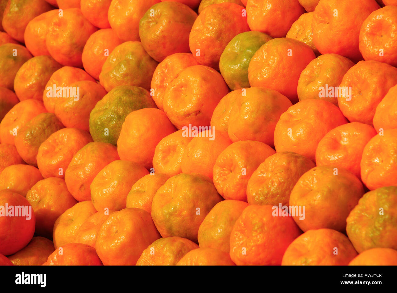orange in market Stock Photo - Alamy