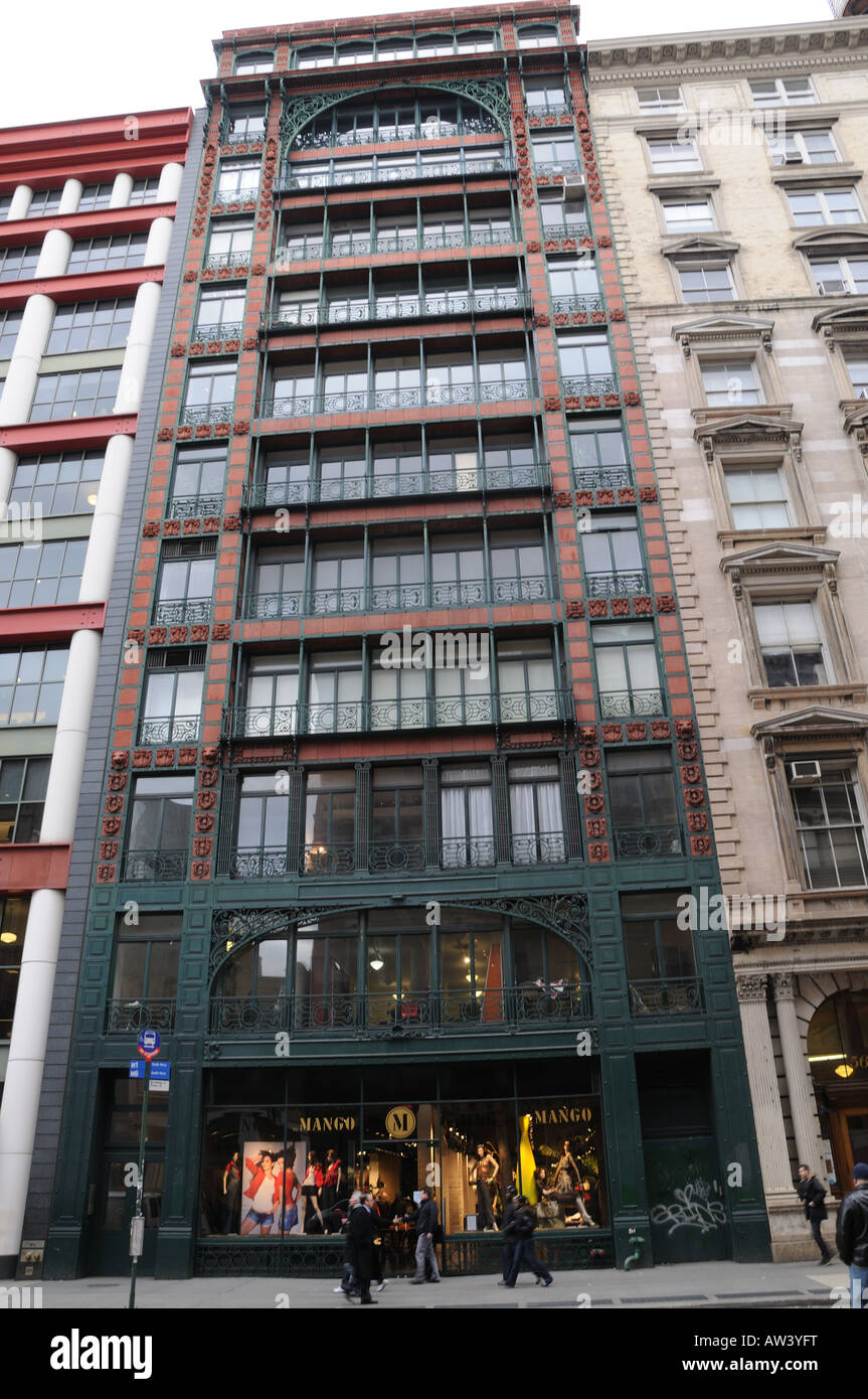 Singer building new york hi-res stock photography and images - Alamy