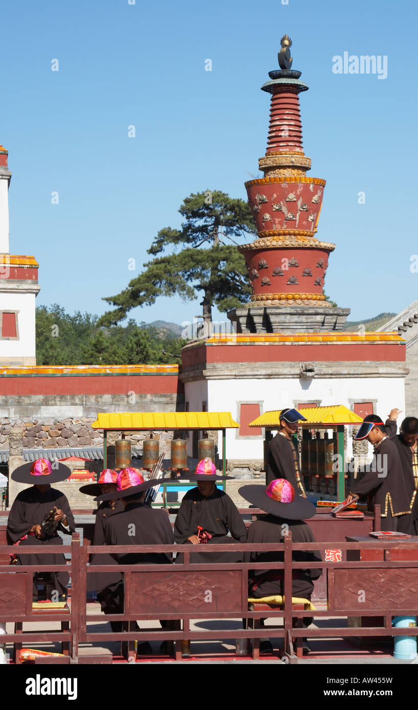 Puning si temple hi-res stock photography and images - Alamy