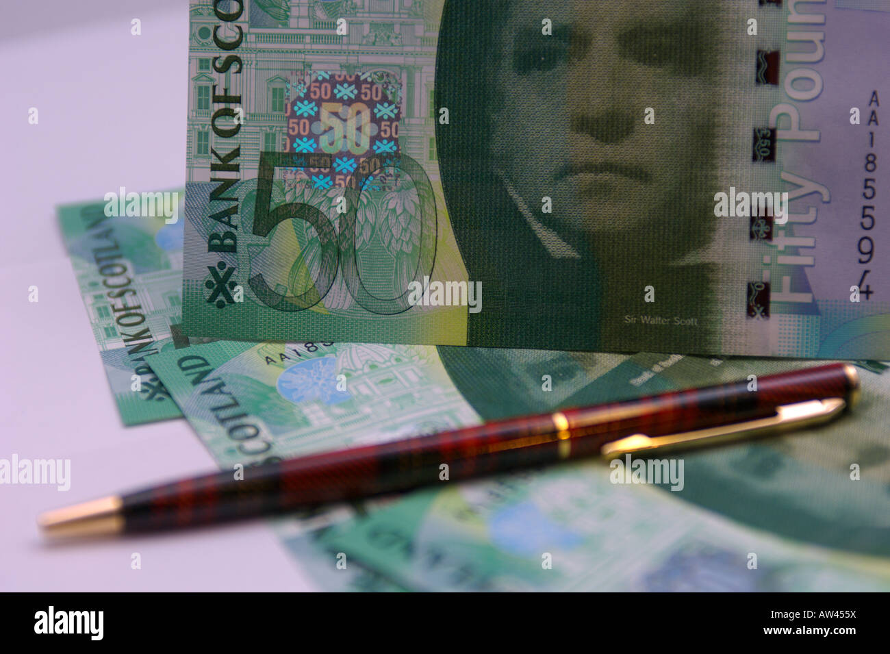 Scottish bank notes stack hi-res stock photography and images - Alamy