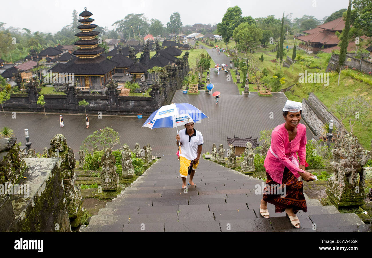 Climbing up the temple steps hi-res stock photography and images - Alamy