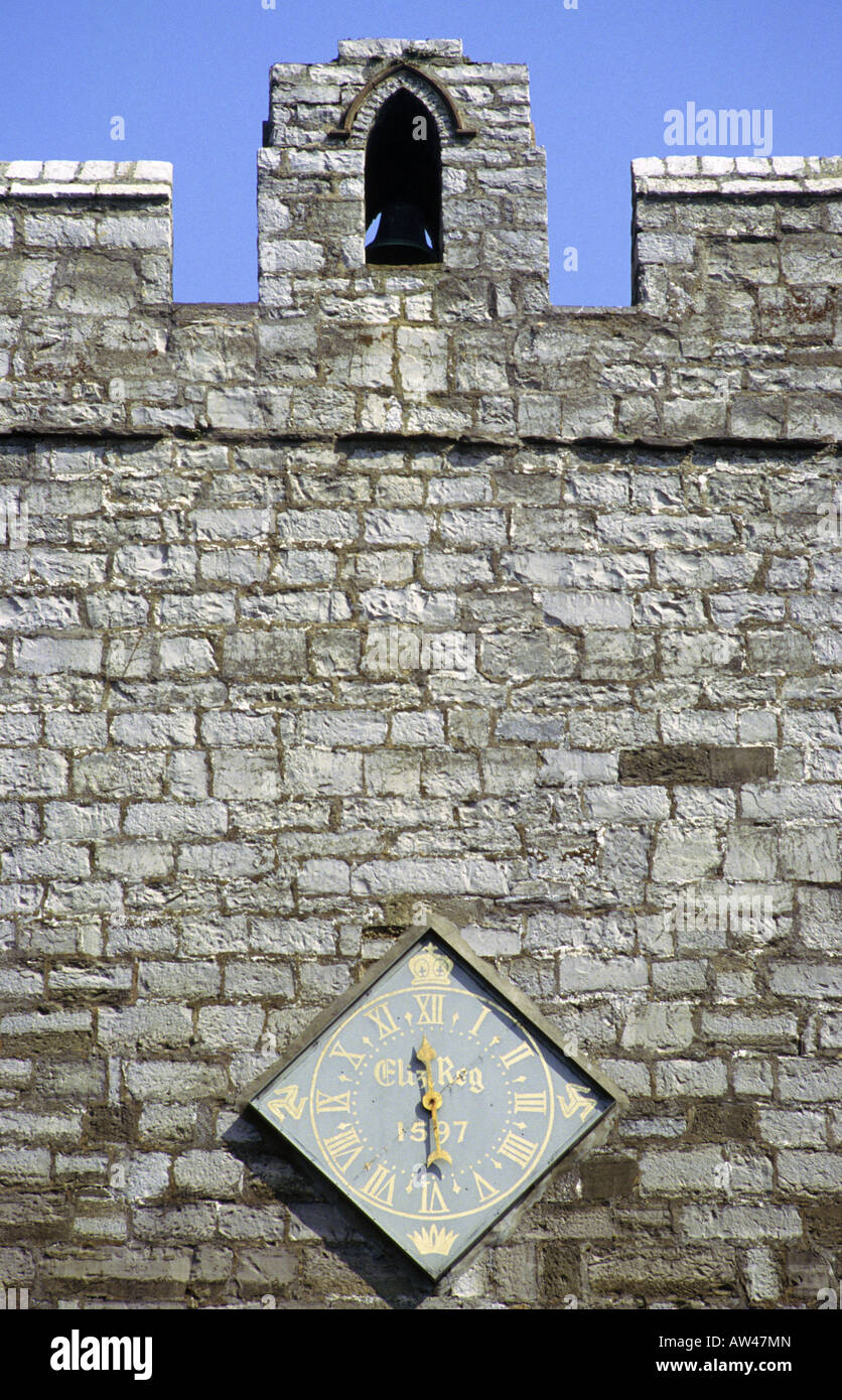 Castle Rushen Stone wall Fortification Clock Dated 1597 Single hand ...