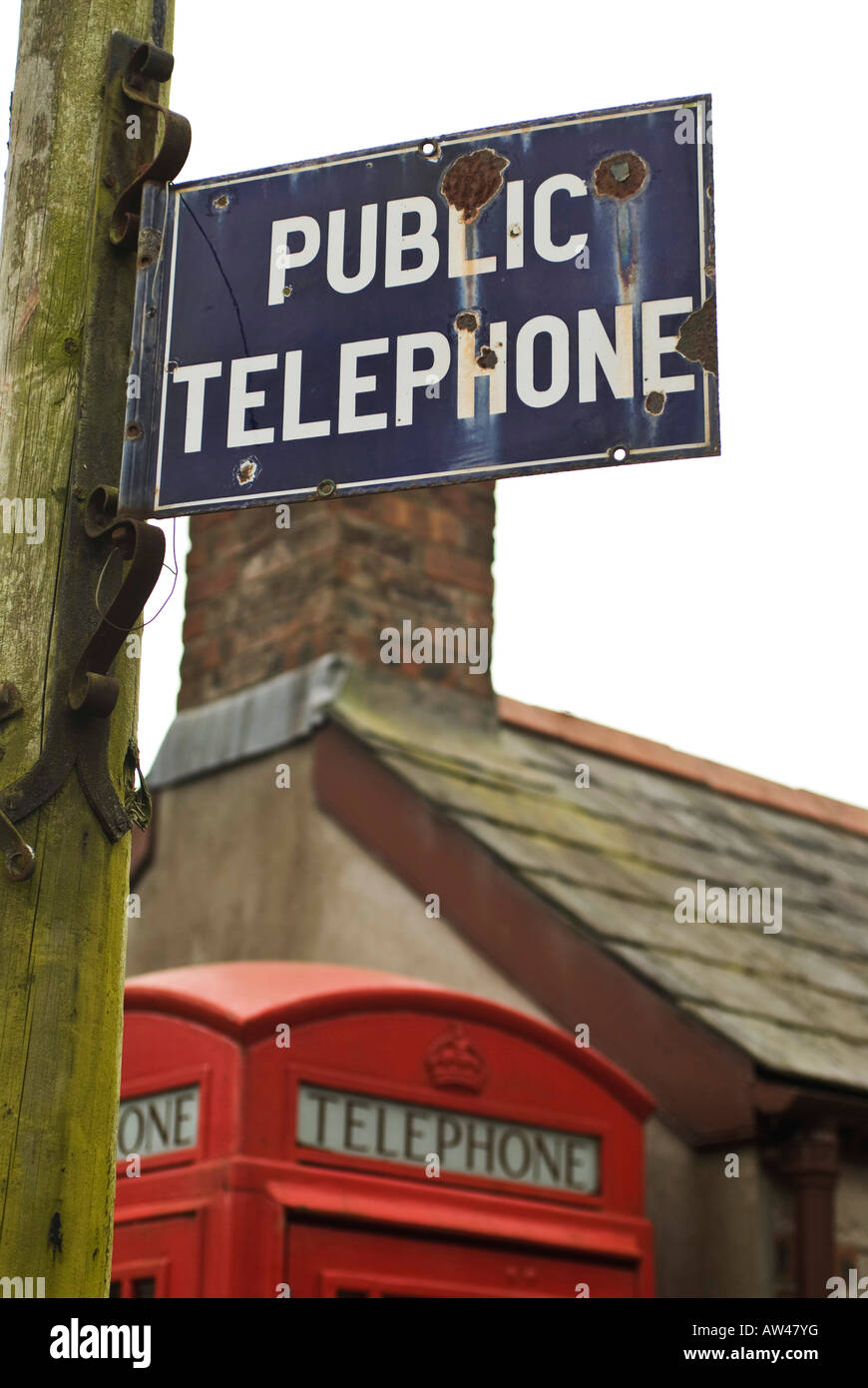Enamel Public Telephone Sign Stock Photo - Alamy