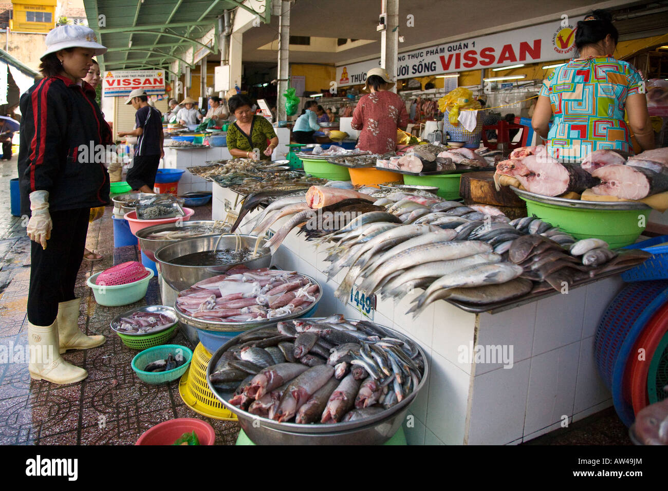 Numerous varieties of fish on sale outside the BEN THANH MARKET HO CHI ...