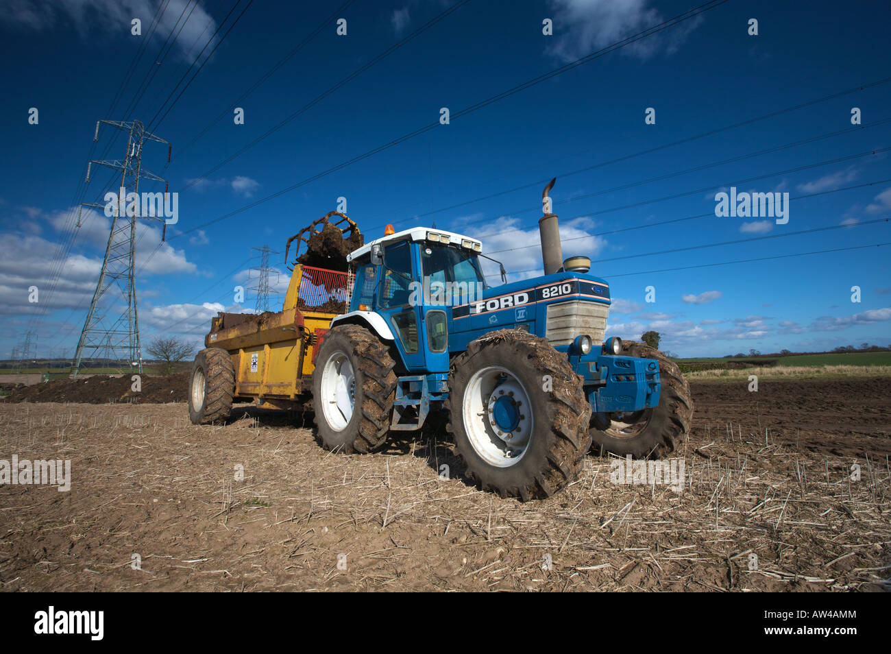 Ford 8210 Tractor Tractor Muck Spreading Stock Photo - Alamy