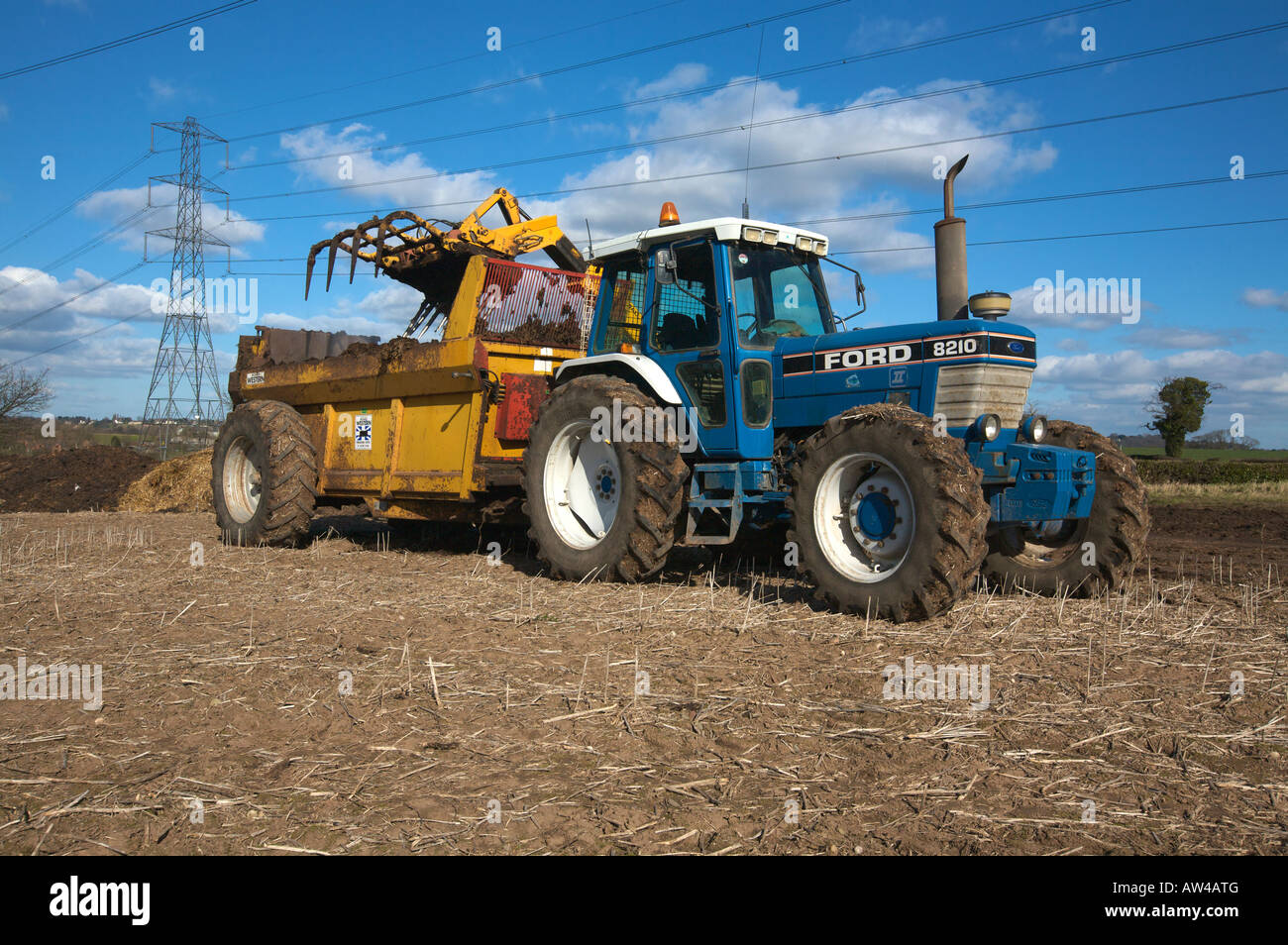 Tractortractor hi-res stock photography and images - Alamy