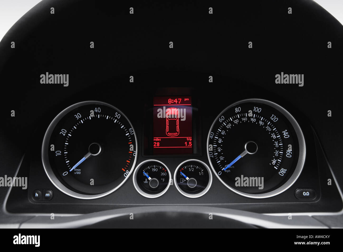 2008 Volkswagen R32 in Blue - Speedometer/tachometer Stock Photo - Alamy