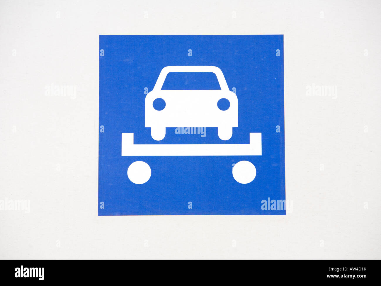 Symbol identifying a car transport wagon on train Stock Photo - Alamy