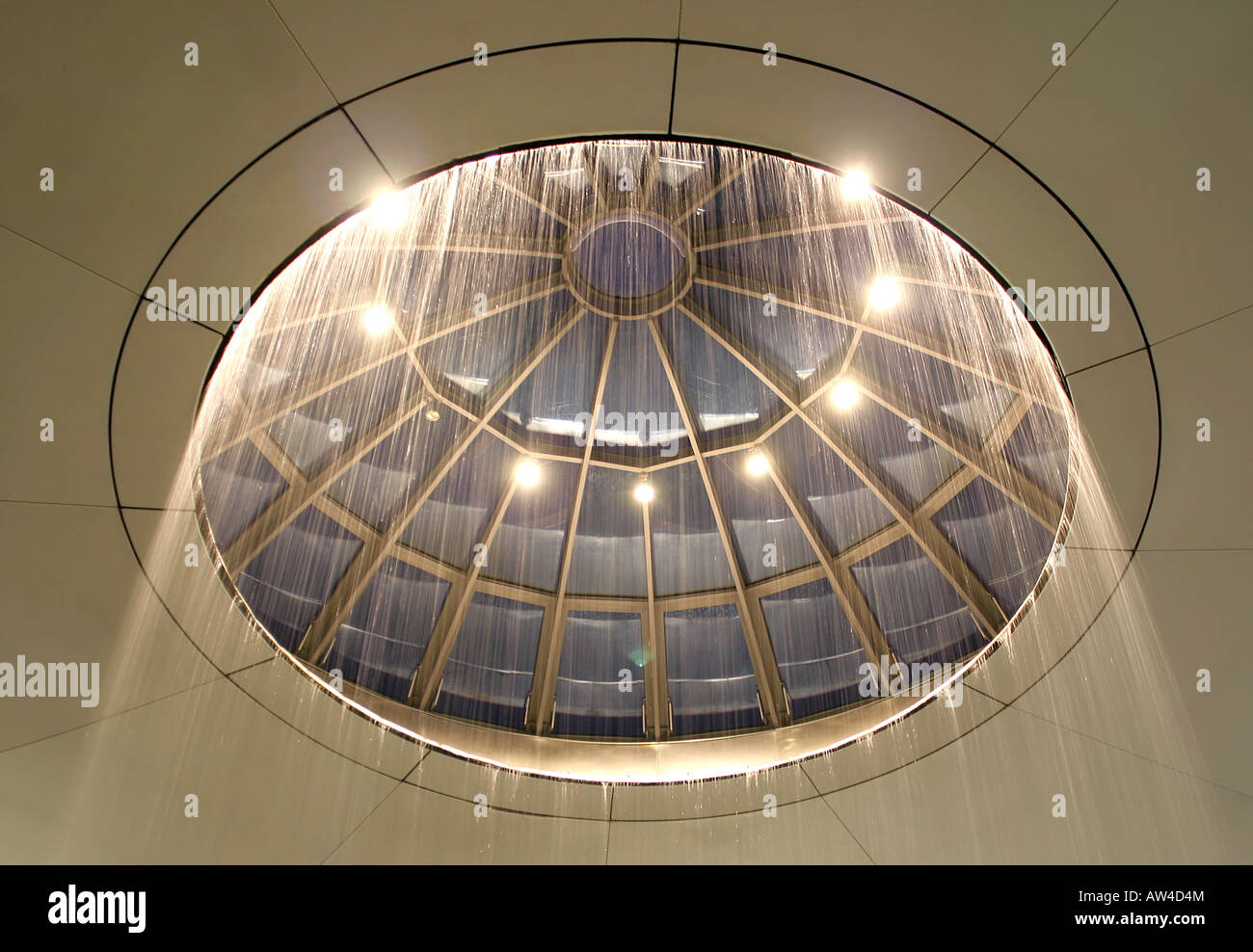 Lobby ceiling circular design pattern hi-res stock photography and ...