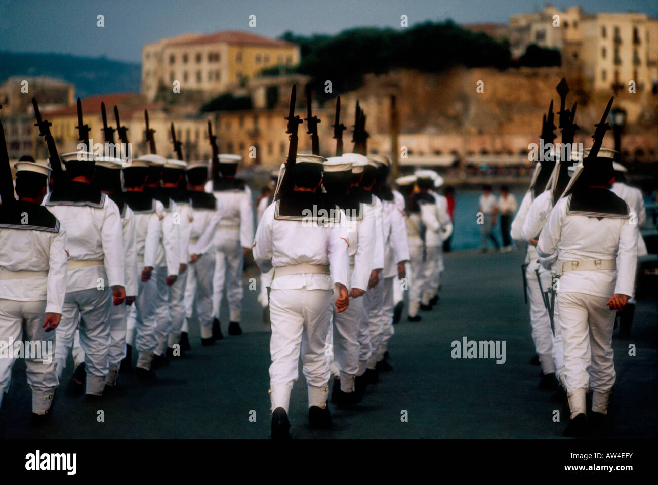 Navy sailors marching hi-res stock photography and images - Alamy