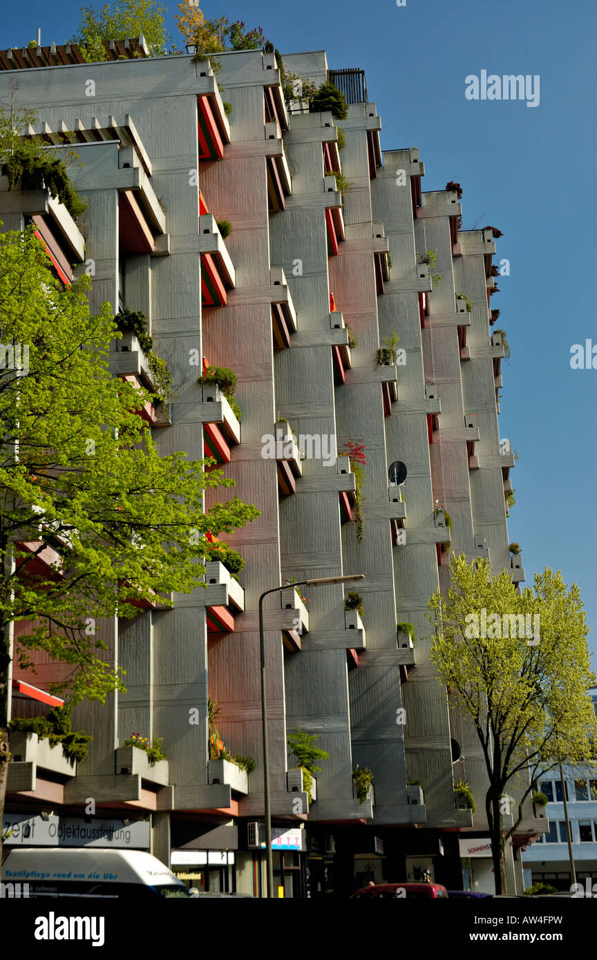 Housing block from the late 70s in Düsseldorf, Germany Stock Photo - Alamy