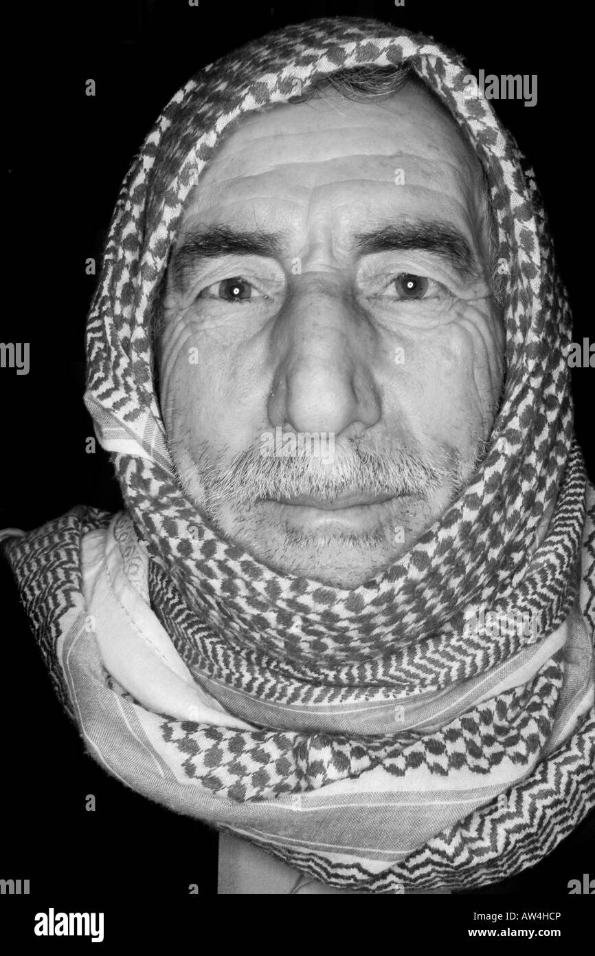 an elderly Syrian Arab man in Syria Stock Photo - Alamy