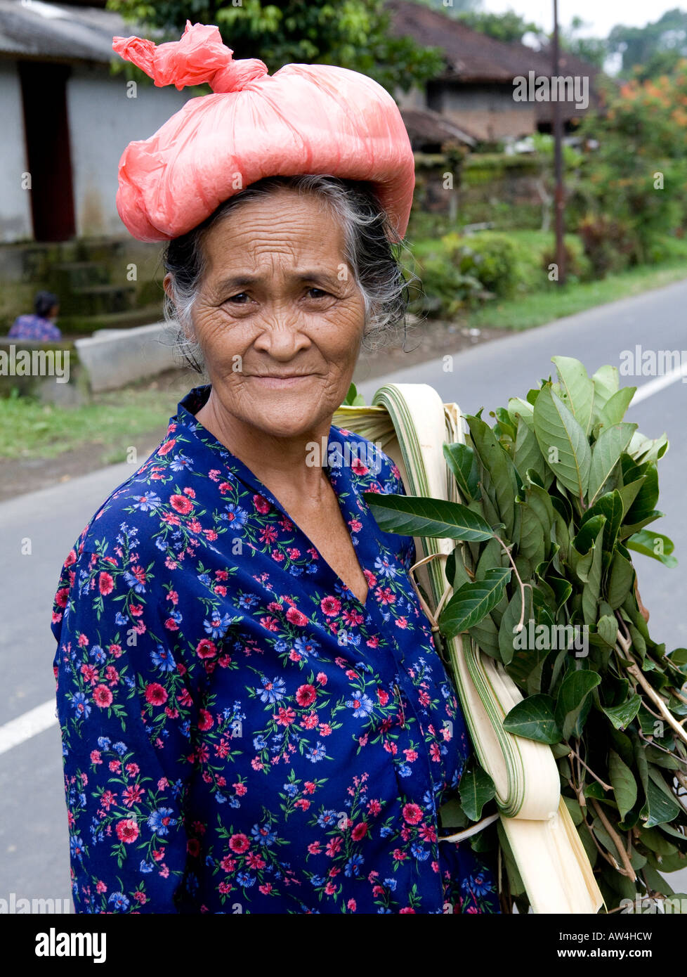 Balinese old woman bali hi-res stock photography and images - Alamy