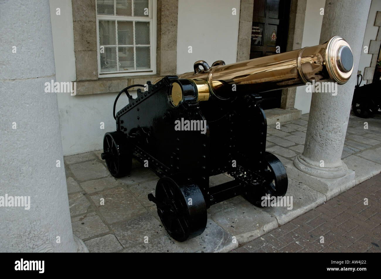 Decorative cannon hi-res stock photography and images - Alamy