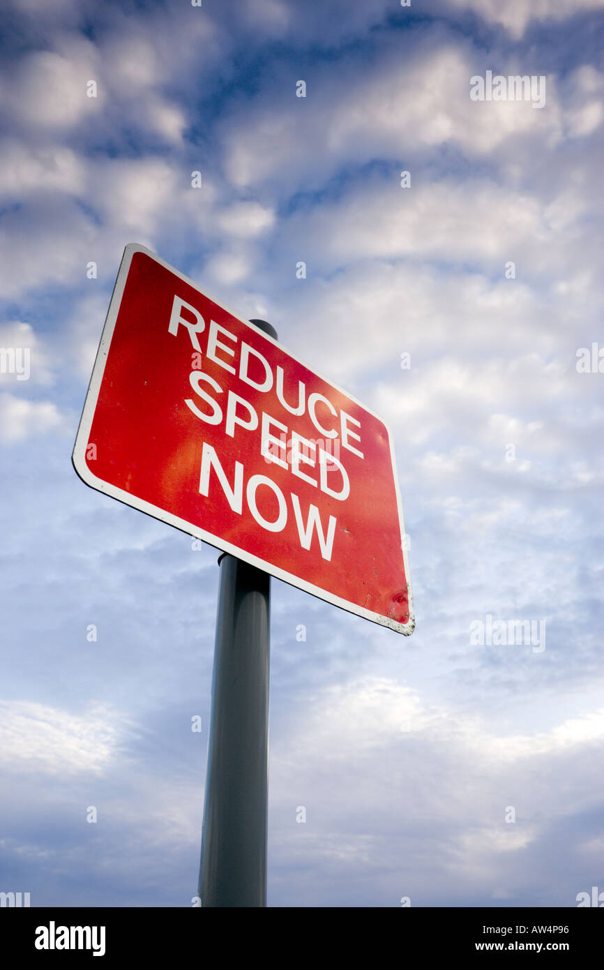 Road sign reduce speed now hi-res stock photography and images - Alamy