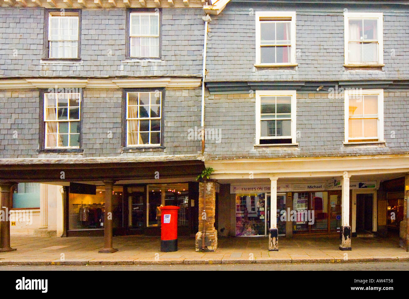 Totnes town centre south devon england uk hi-res stock photography and ...