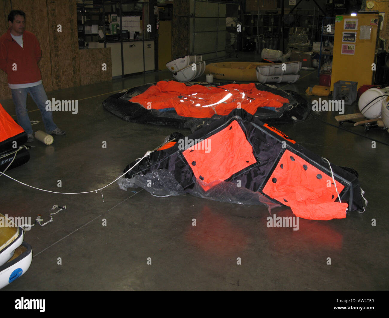 Liferaft man hi-res stock photography and images - Alamy