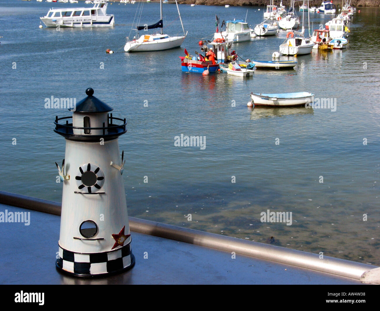 Riec sur Belon harbour on the Belon river,Restaurant Chez Jacky ...