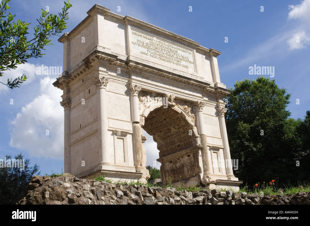 Via sacra arch of titus hi-res stock photography and images - Alamy
