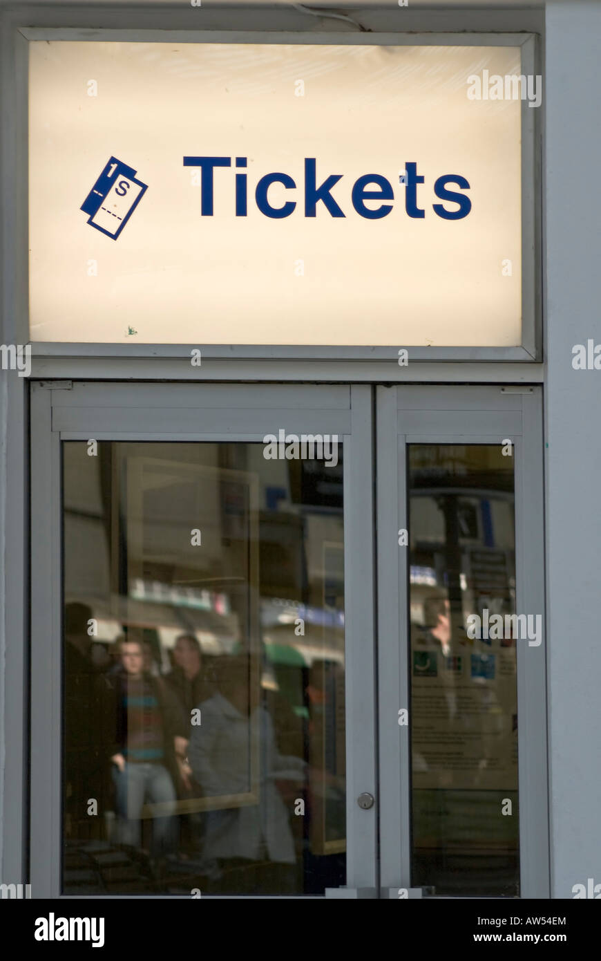 Ticket Hall Door Reflections Passengers Stock Photo - Alamy