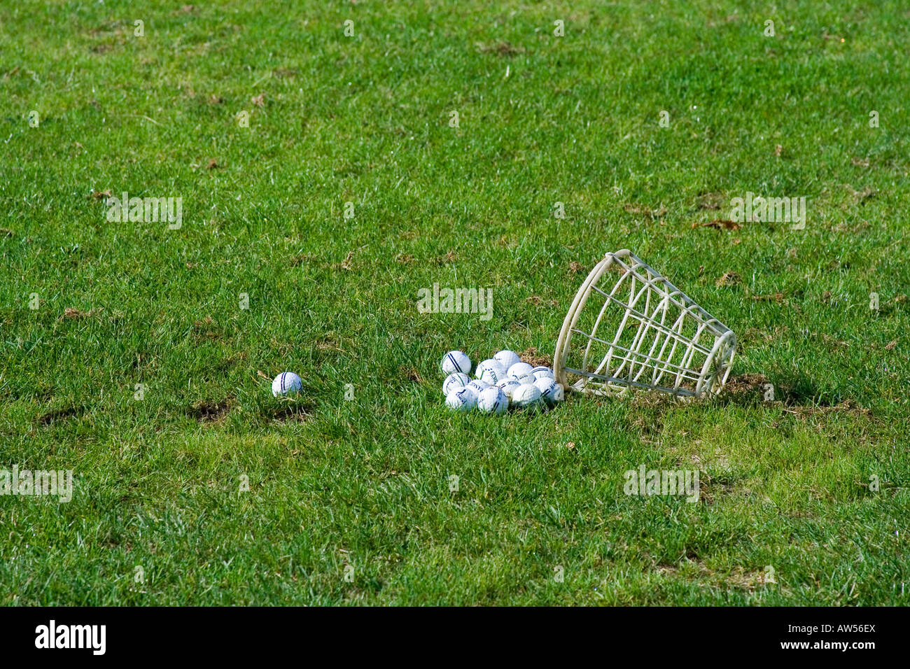 Golf course pot bunker hi-res stock photography and images - Alamy