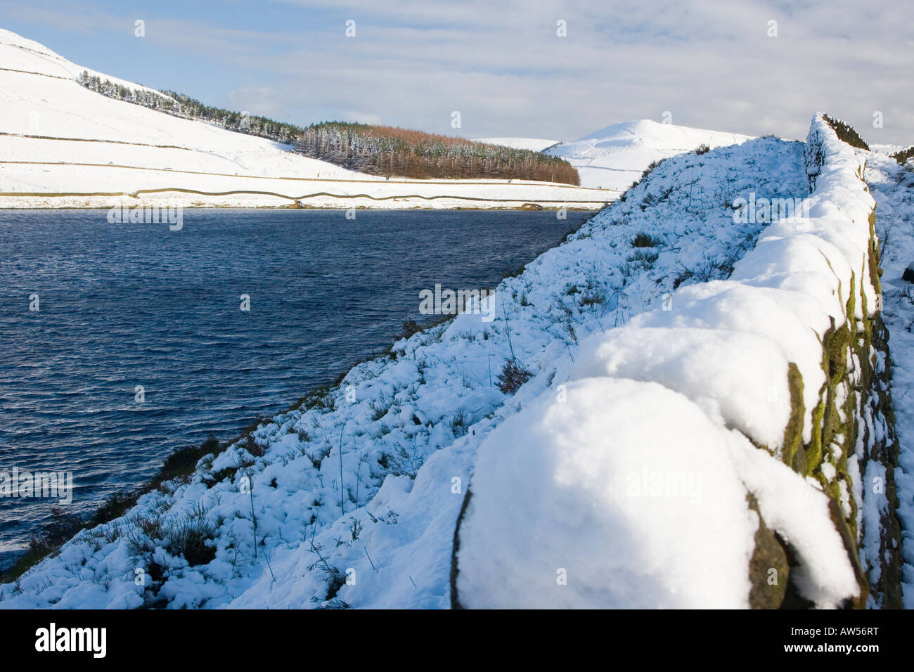 View of longdendale valley hi-res stock photography and images - Alamy
